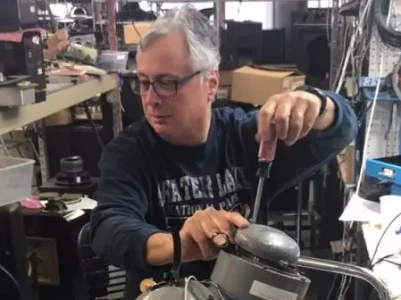 About Us - The Speaker Exchange